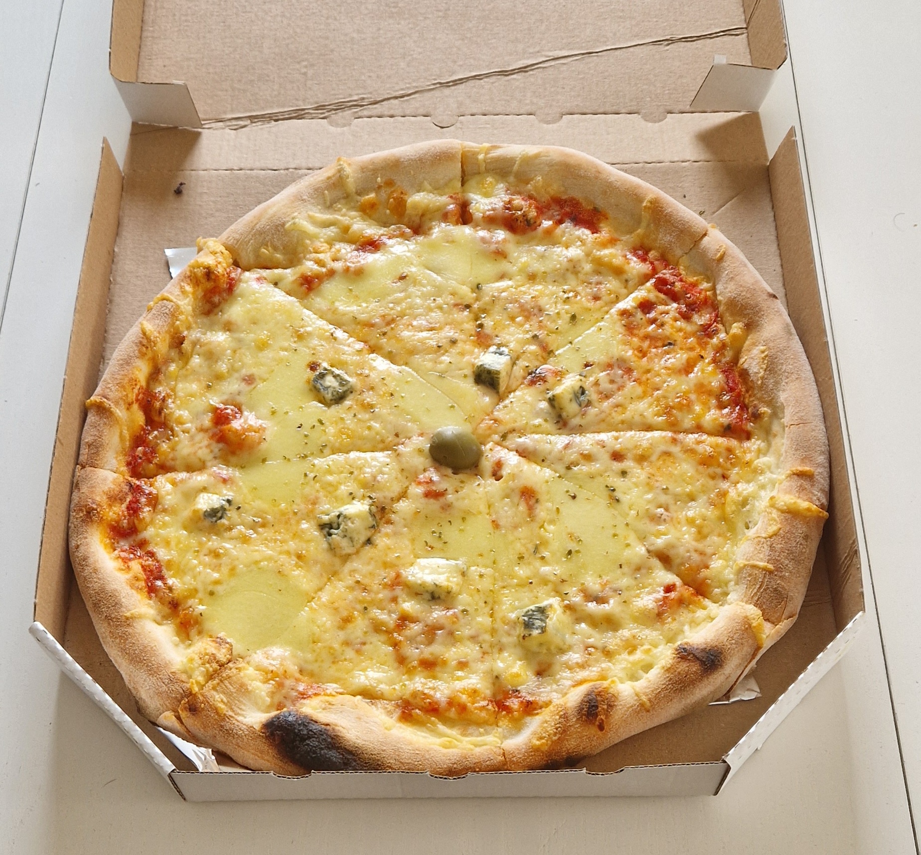 PIZZE – BOOM Pizza & Grill